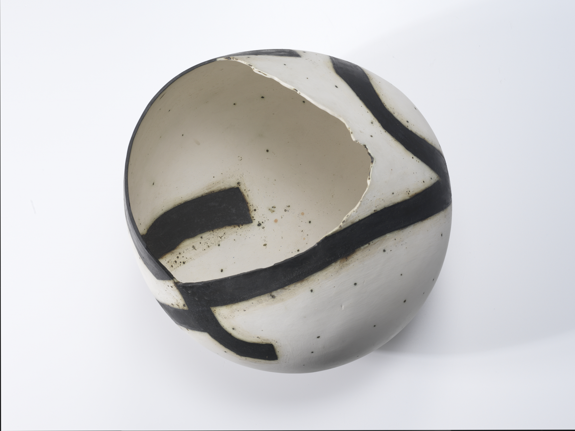 Gordon Baldwin GB-0007 - Erskine Hall & Coe