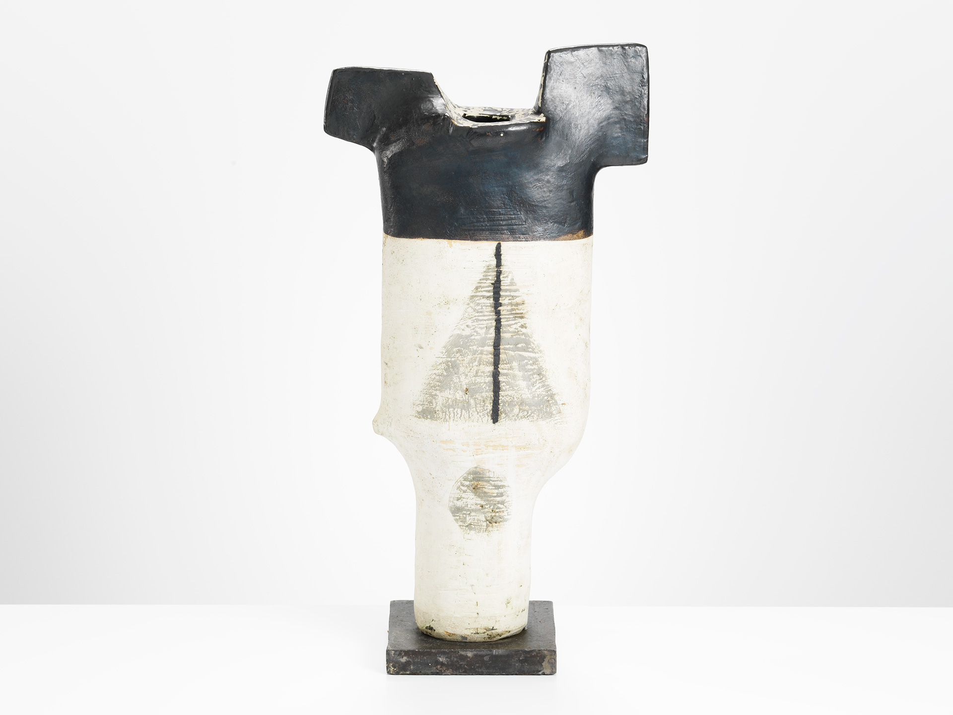 Gordon Baldwin - Works - Erskine Hall & Coe