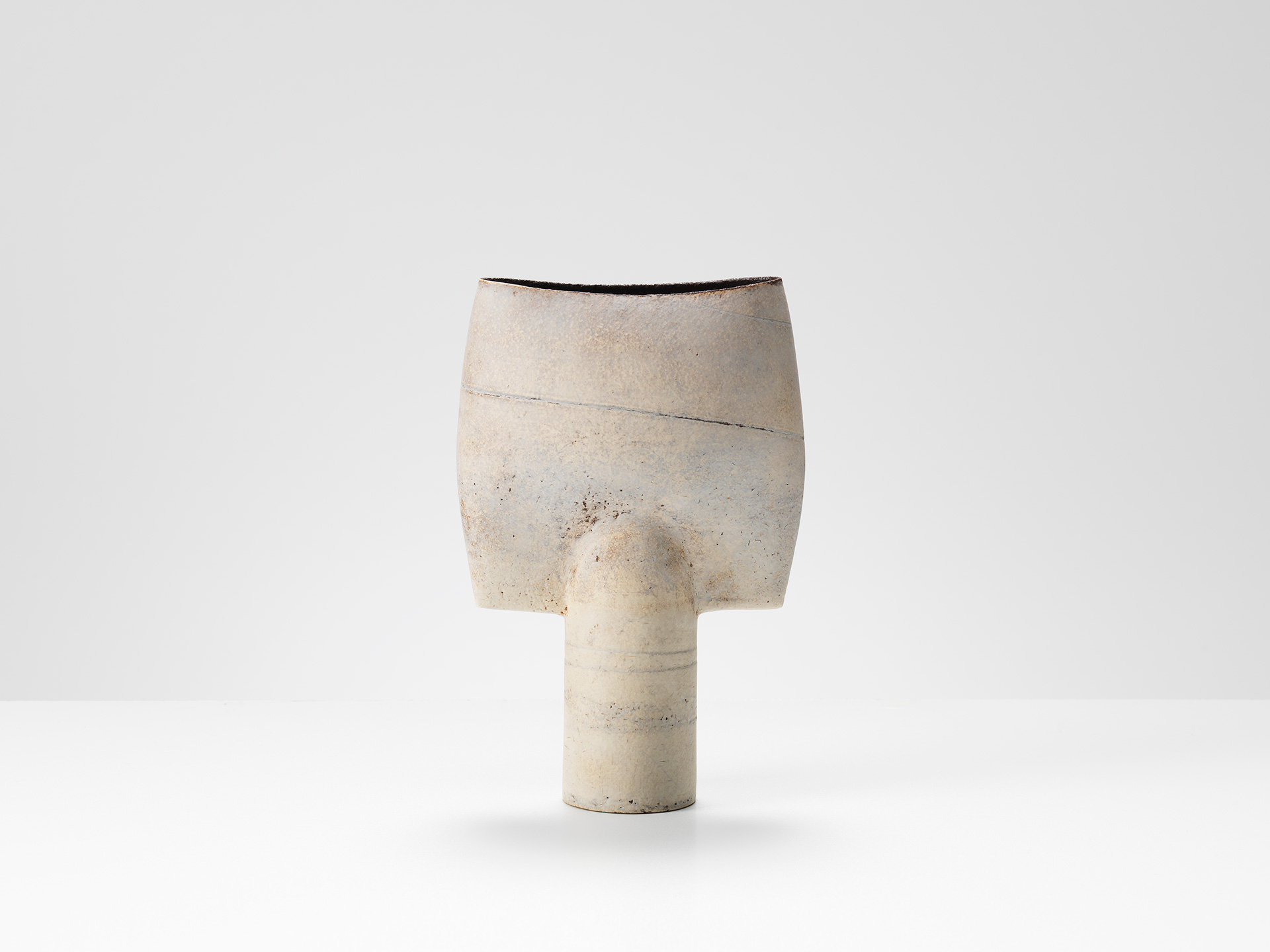 Hans Coper HC-0006 - Erskine Hall & Coe