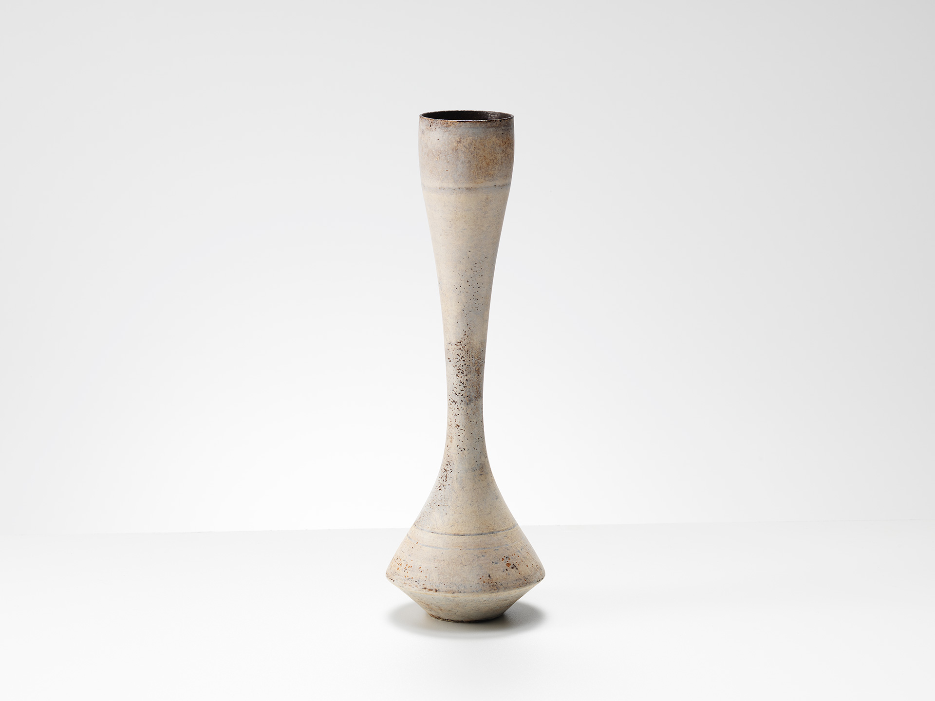 Hans Coper HC-0008 - Erskine Hall & Coe